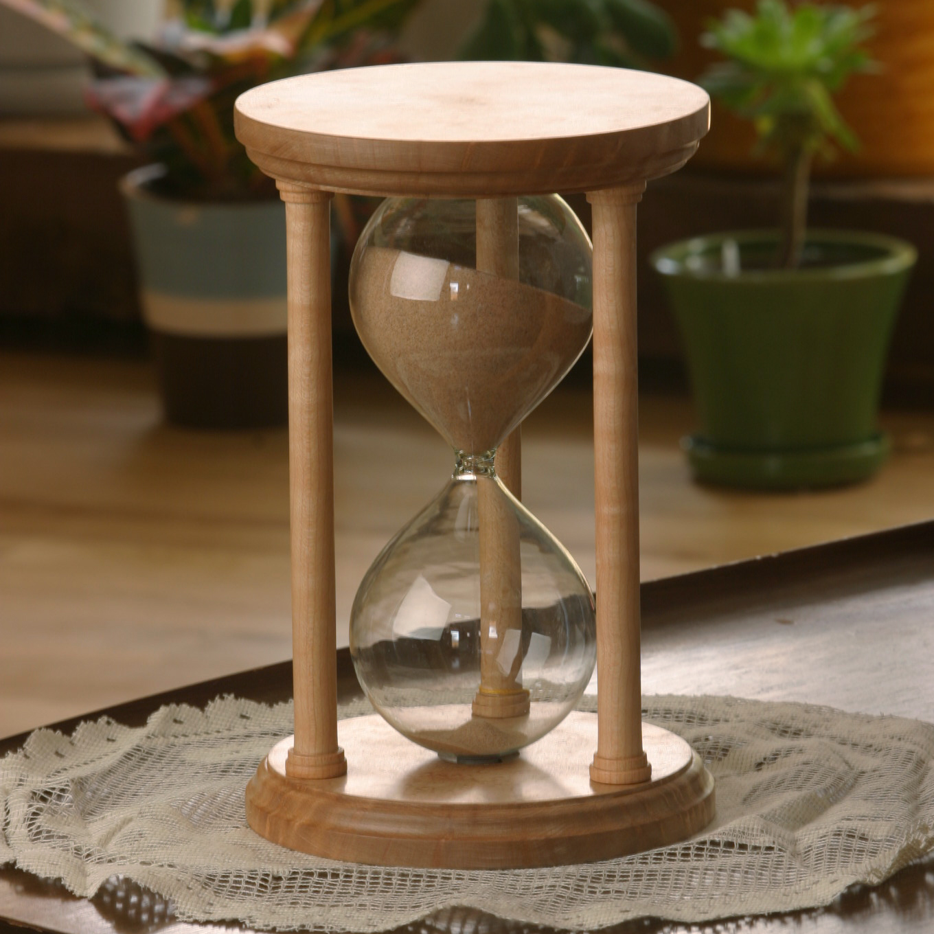 Solid Birdseye Maple Hourglass With Smooth Spindles – JustHourglasses